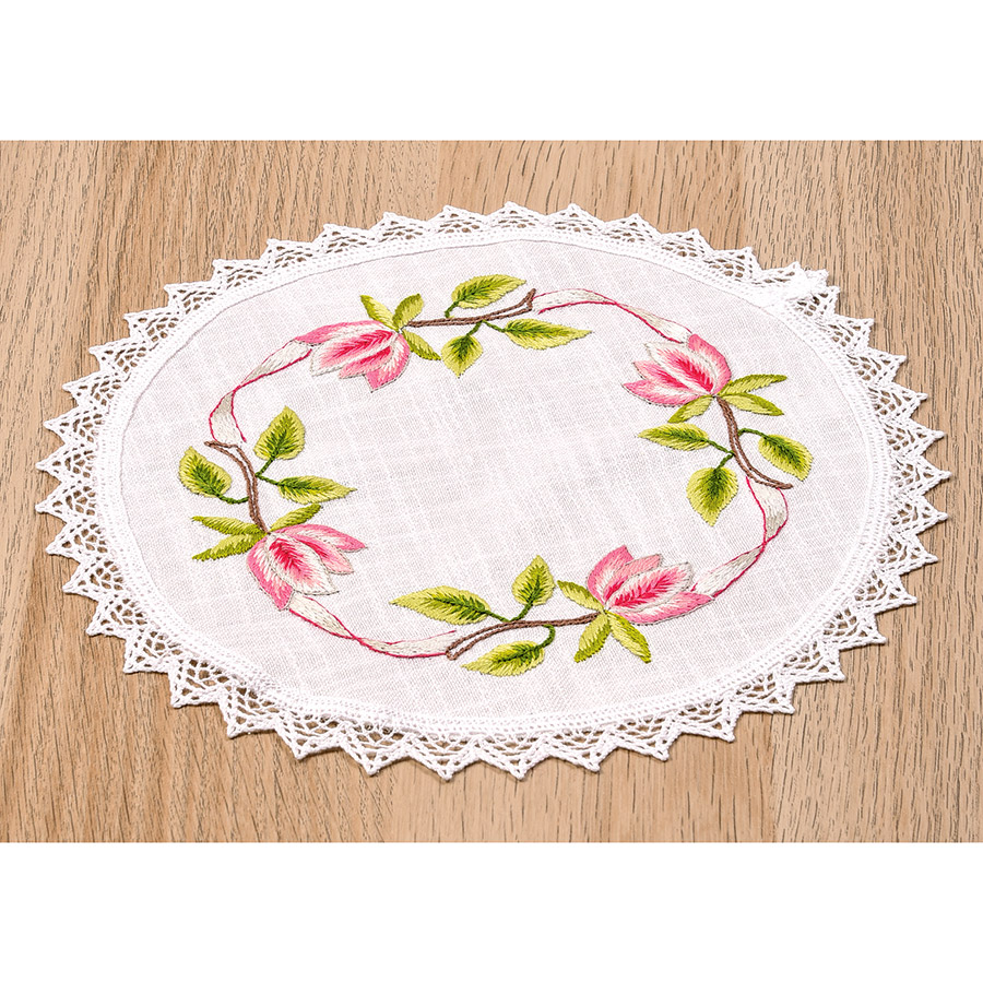 Magnolia Doily Stamped Embroidery kit - Innovations