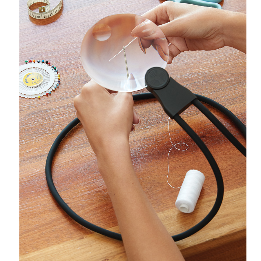 Hands Free Precision Magnifier - Innovations
