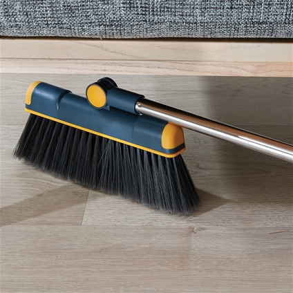 Long Handled Dustpan and Brush Set - Innovations